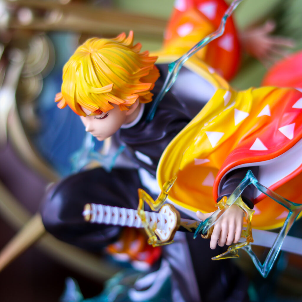 Resin Statues Demon Slayer - Agatsuma Zenitsu - JINTAN Toys & Coffee ...
